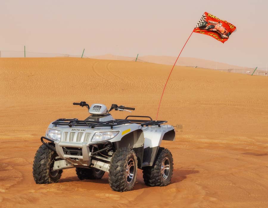 Car desert flag dubai