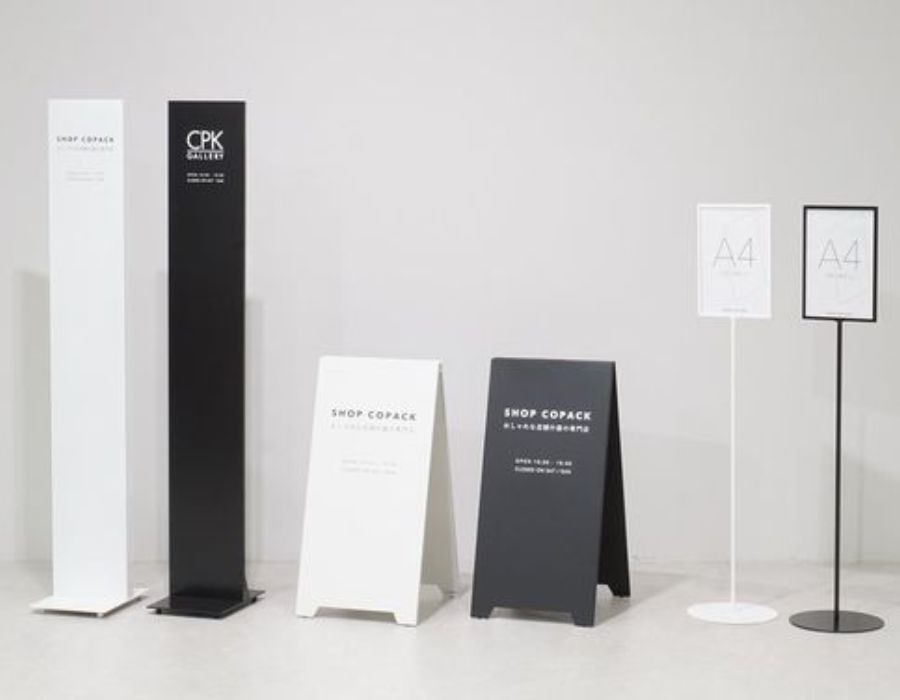 Self-Standing Sign in Dubai, UAE | Deluxe Printing