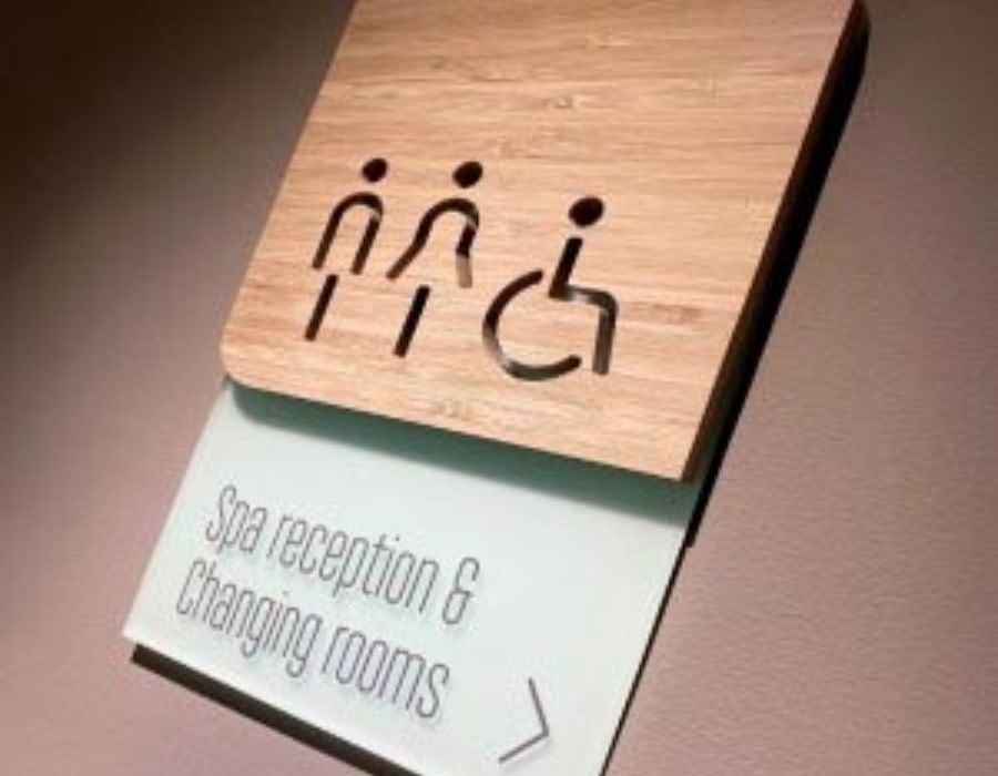 Wall Mounted Signage in Dubai, UAE | Deluxe Printing